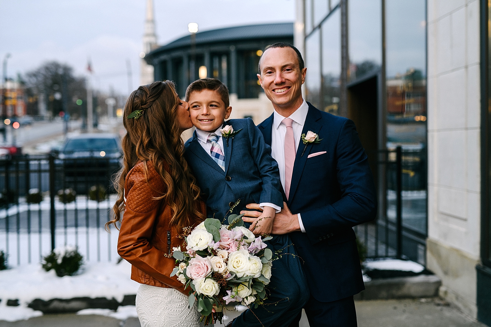 Intimate Winter Wedding at the DoubleTree by Hilton | Youngstown OH ...