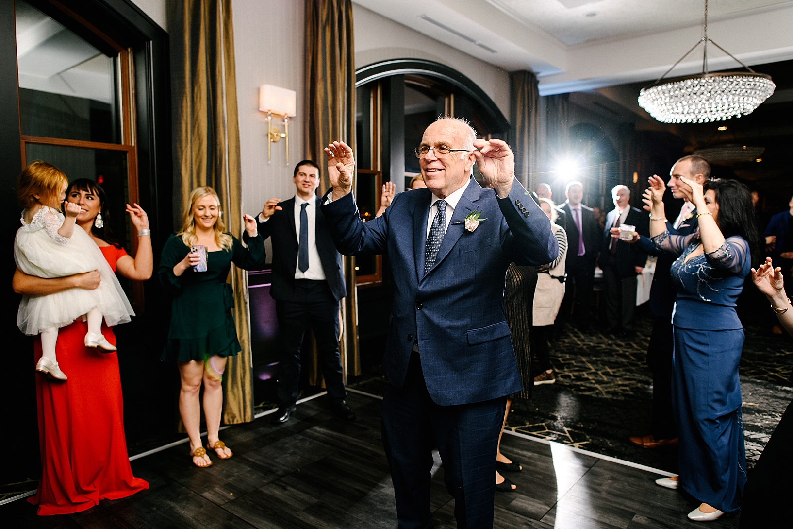 Intimate Winter Wedding at the DoubleTree by Hilton | Youngstown OH ...